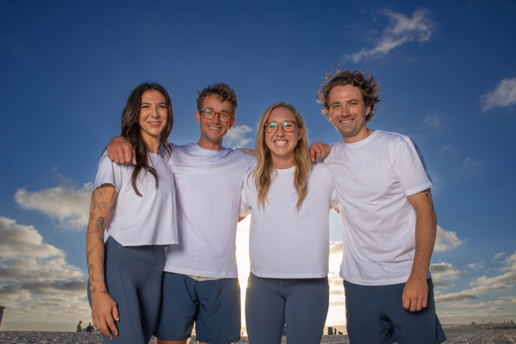Crew Of Scuba Instructors Rowing 2800 Miles Non-Stop For Marine ...